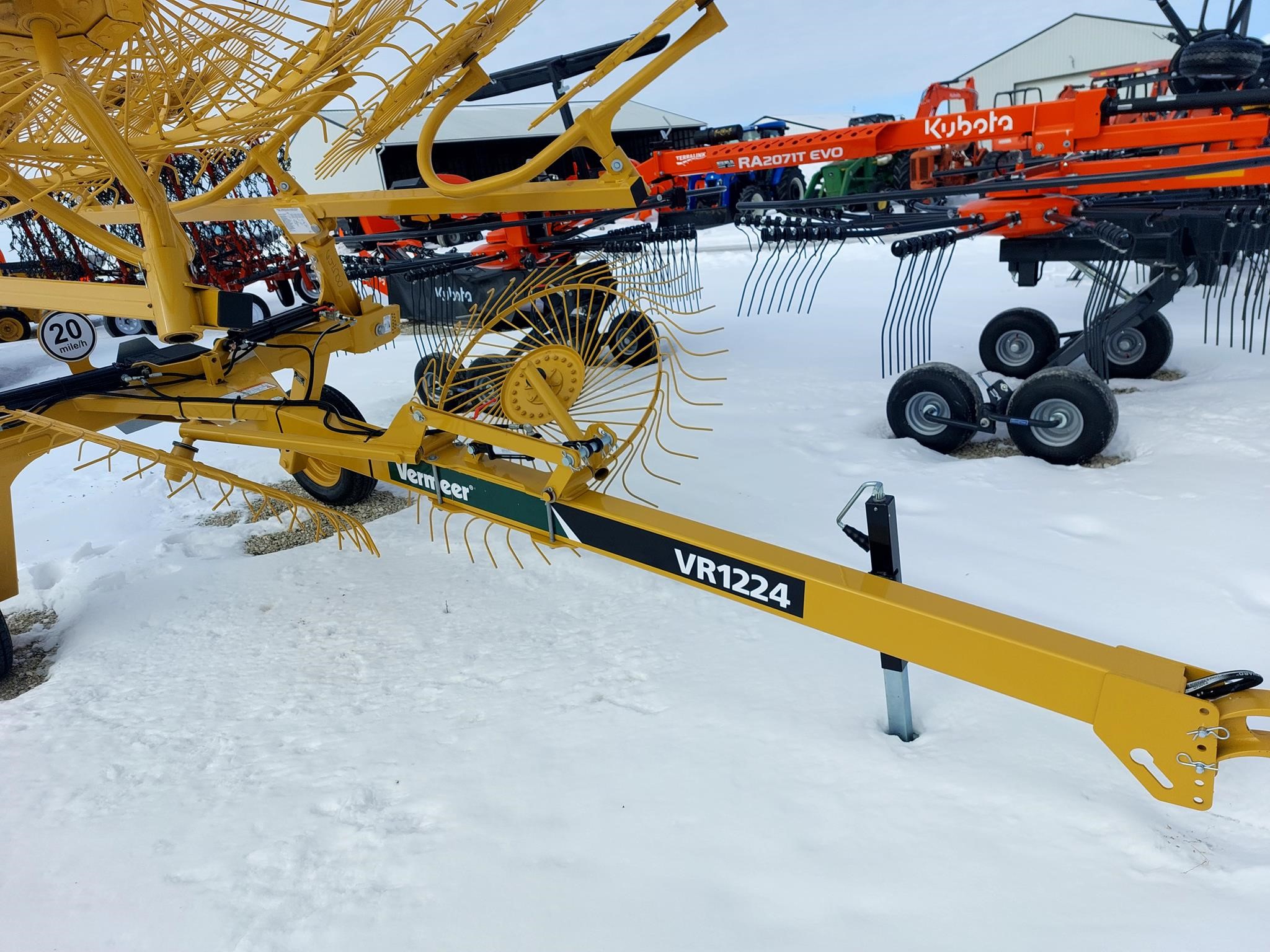 2025 VERMEER VR1224 - Meyer Implement