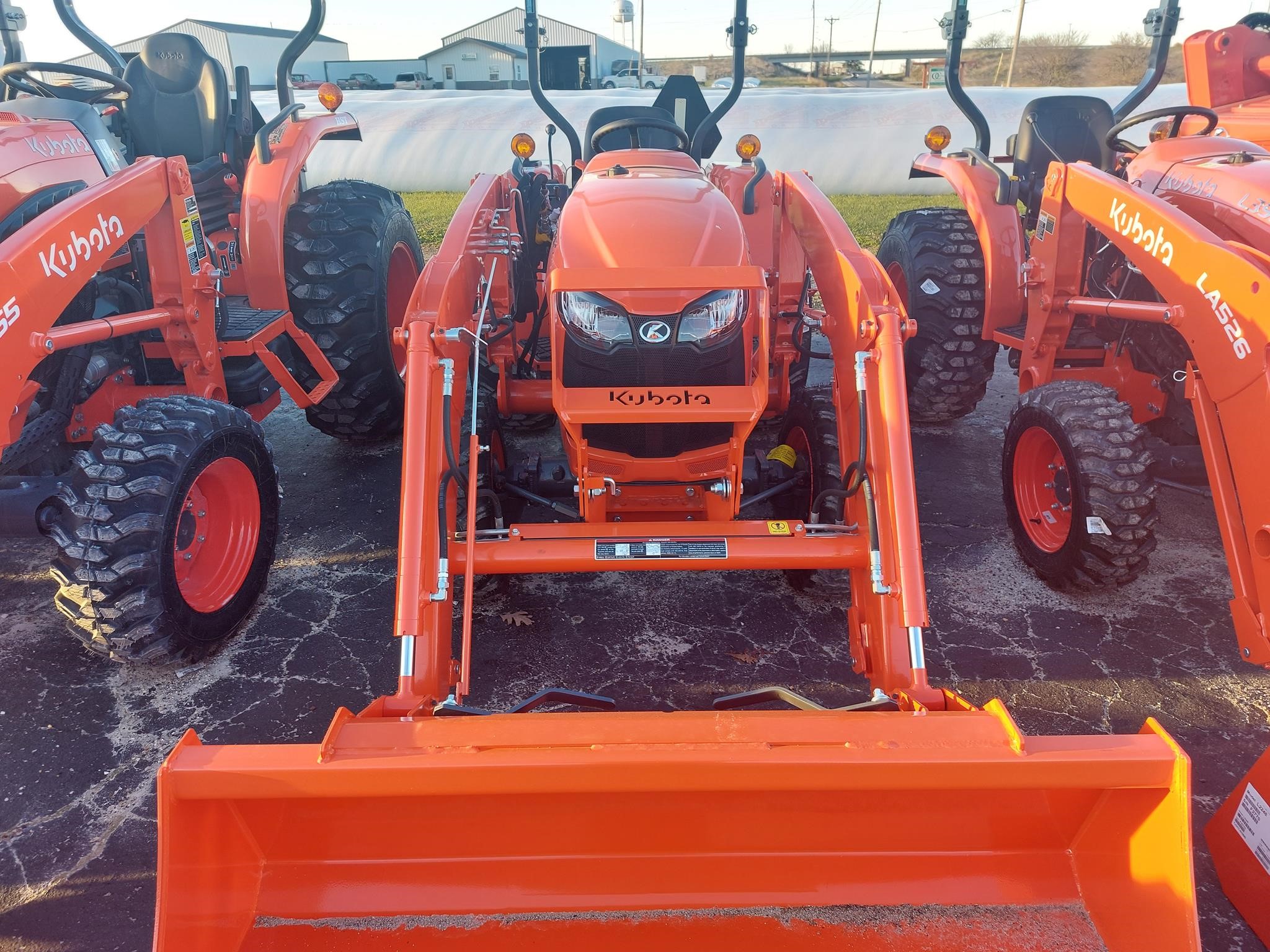 2025 KUBOTA L2502HST - Meyer Implement