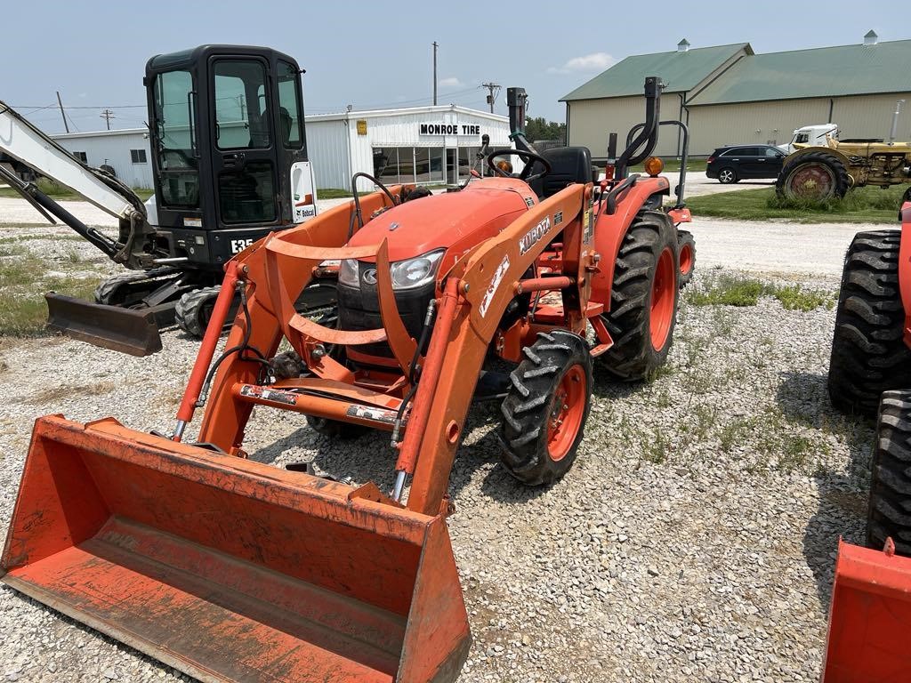 2016 KUBOTA L2501DT - Meyer Implement